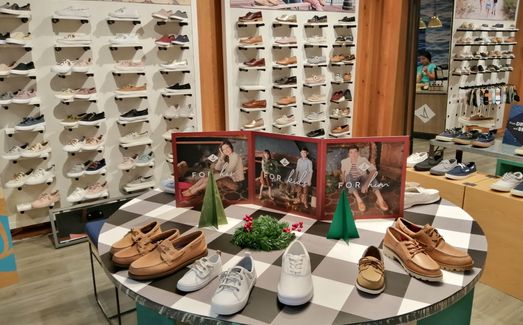 Sperry sm aura store