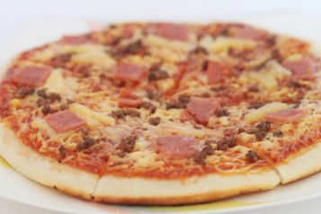 CarlDen Pizza store photo