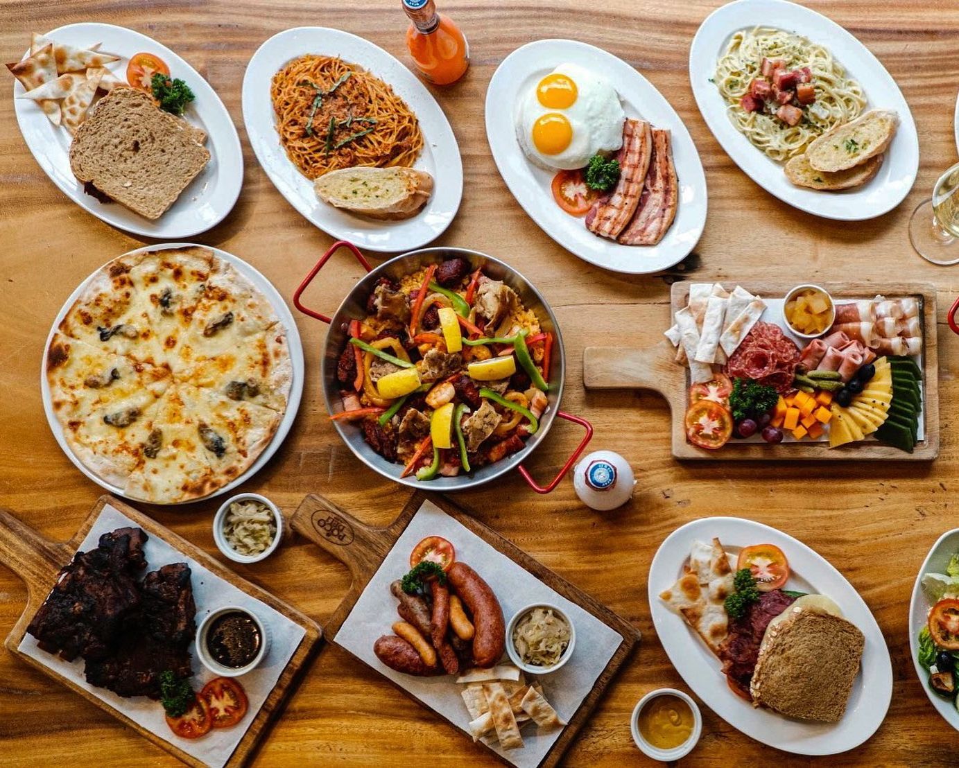 Poco Deli store photo