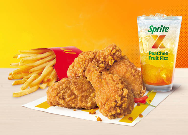 Try McDonald’s New Spicy McWings and PeaChee Fruit Fizz | Booky