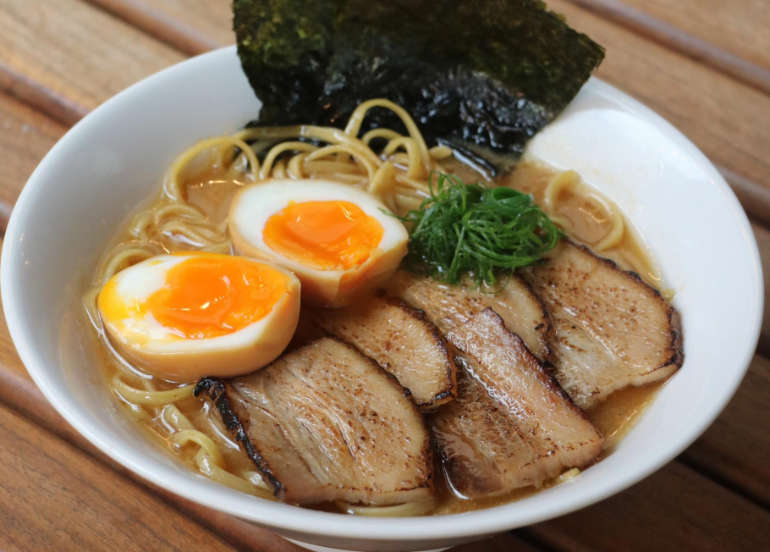 Restaurants with Graduation Promos Perfect for a Celebration | Booky