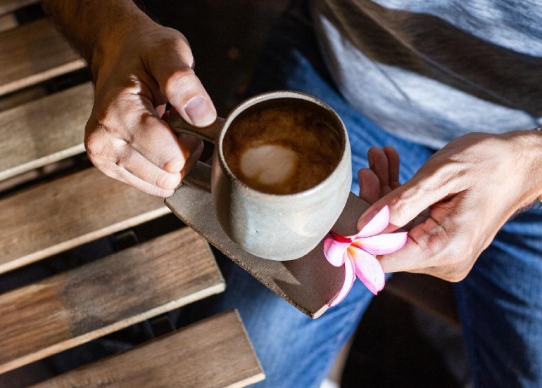 5 New Cafes in Makati for Your Everyday Coffee | Booky